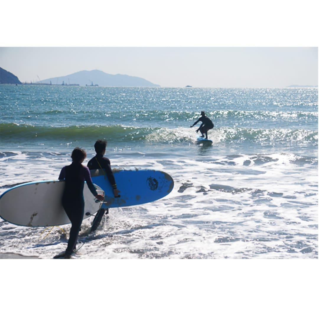 Winter Surfing at Lantau Island - Hong Kong Surfing Lesson